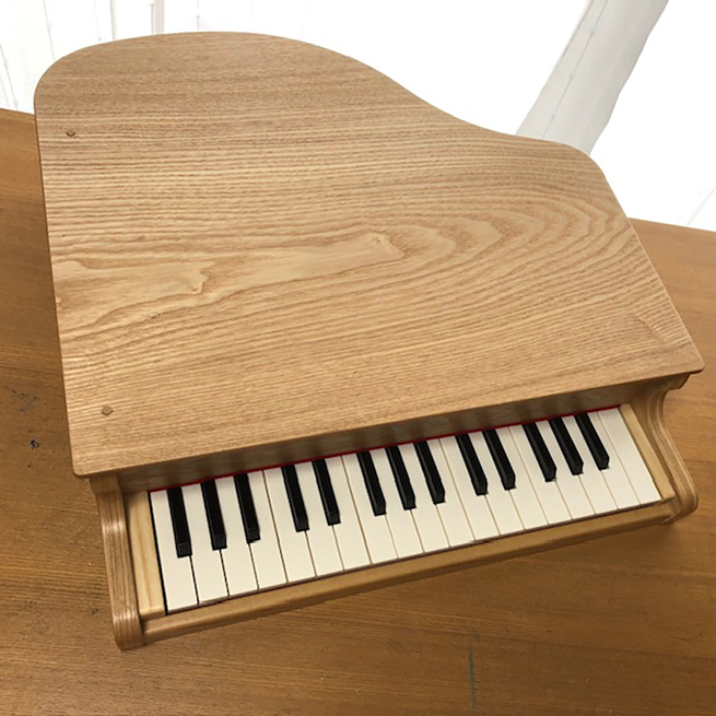 演奏場面は必見！ 音楽のよろこびを描いた、いせひでこさん初のファンタジー絵本『ピアノ』インタビュー - Kaisei web | 偕成社の ...